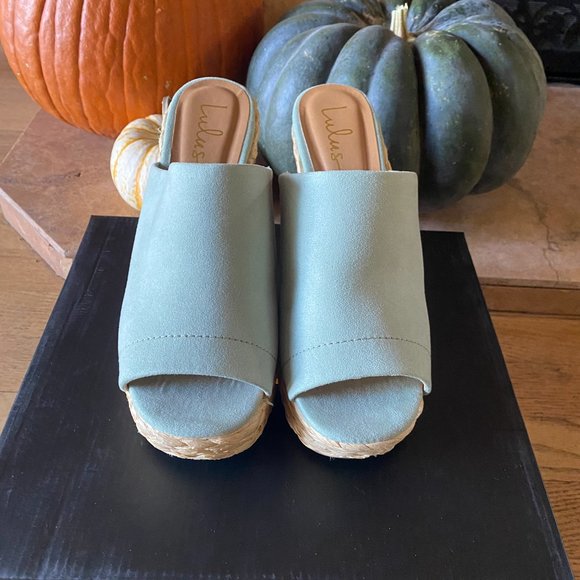 Lulus | Shoes | Ervyn Mint Green Suede Raffia Platform Slide Sandals ...